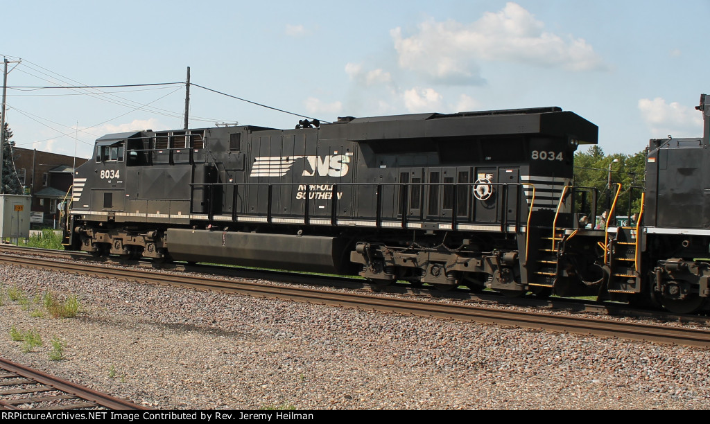 NS 8034 (3)